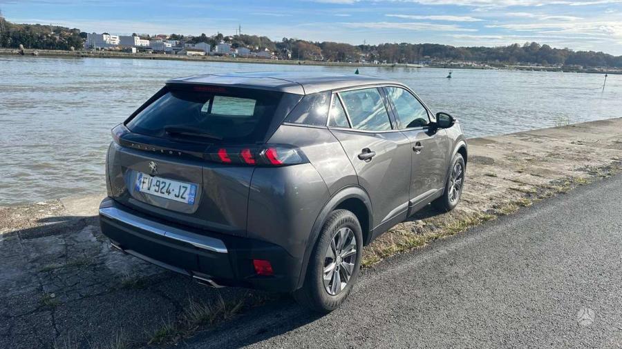 Pelēks Peugeot 2008 2020 Tauragė, ar dzinēja tilpumu 1.20 L un nobraukumu 154 tūkst. km par 10700 €, foto 9 vietnē AUTOMOTO.COM.LV