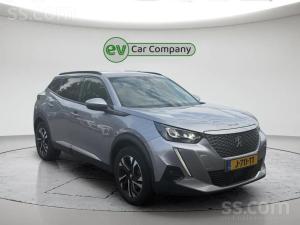 Grey Peugeot 2008 2020 in Limbazi, with an engine capacity of 0.00 L and mileage of 106 thousand km for 15945 €, photo 3 on AUTOMOTO.COM.LV