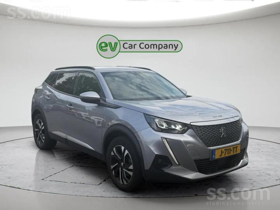 Grey Peugeot 2008 2020 in Limbazi, with an engine capacity of 0.00 L and mileage of 106 thousand km for 15945 €, photo 3 on AUTOMOTO.COM.LV
