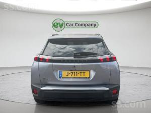 Grey Peugeot 2008 2020 in Limbazi, with an engine capacity of 0.00 L and mileage of 106 thousand km for 15945 €, photo 9 on AUTOMOTO.COM.LV