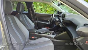 Grey Peugeot 2008 2020 in Tallinn, with an engine capacity of 1.50 L and mileage of 92 thousand km for 14000 €, photo 8 on AUTOMOTO.COM.LV
