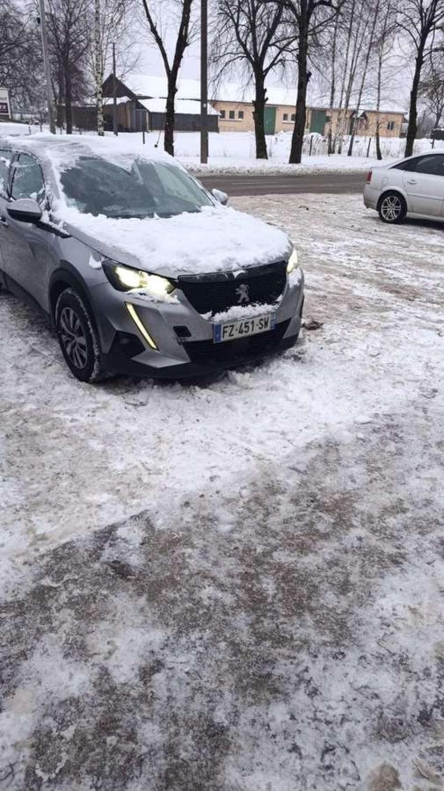 Grey Peugeot 2008 2021 in Taurage, with an engine capacity of 1.50 L and mileage of 185 thousand km for 11888 €, photo 1 on AUTOMOTO.COM.LV