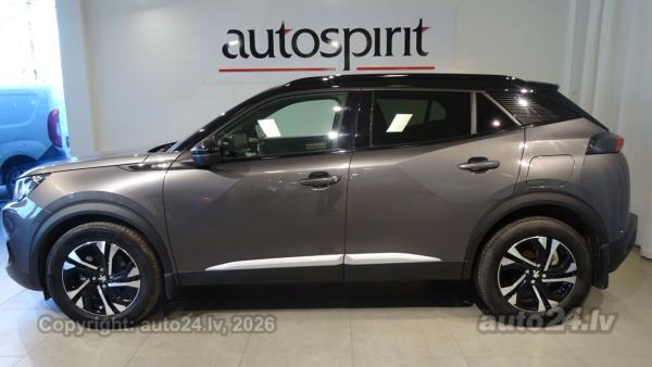 Pelēks Peugeot 2008 2021 Tallina, ar dzinēja tilpumu 1.20 L un nobraukumu 21 tūkst. km par 17990 €, foto 3 vietnē AUTOMOTO.COM.LV