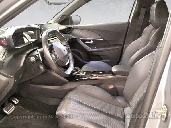 Pelēks Peugeot 2008 2021 Tallina, ar dzinēja tilpumu 1.50 L un nobraukumu 31 tūkst. km par 16990 €, foto 3 vietnē AUTOMOTO.COM.LV