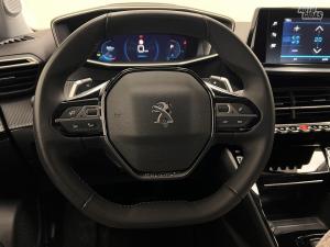 Grey Peugeot 2008 2022 in Vilnius, with an engine capacity of 1.20 L and mileage of 57 thousand km for 16990 €, photo 12 on AUTOMOTO.COM.LV