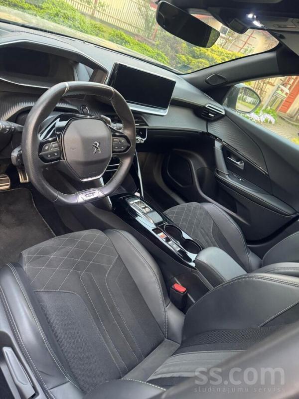 Pelēks Peugeot 2008 2022 Rīga, ar dzinēja tilpumu 1.50 L un nobraukumu 70 tūkst. km par 19000 €, foto 5 vietnē AUTOMOTO.COM.LV