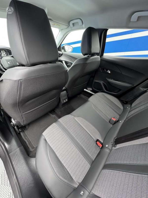 Grey Peugeot 2008 2022 in Kaunas, with an engine capacity of 1.20 L and mileage of 183 thousand km for 10850 €, photo 5 on AUTOMOTO.COM.LV