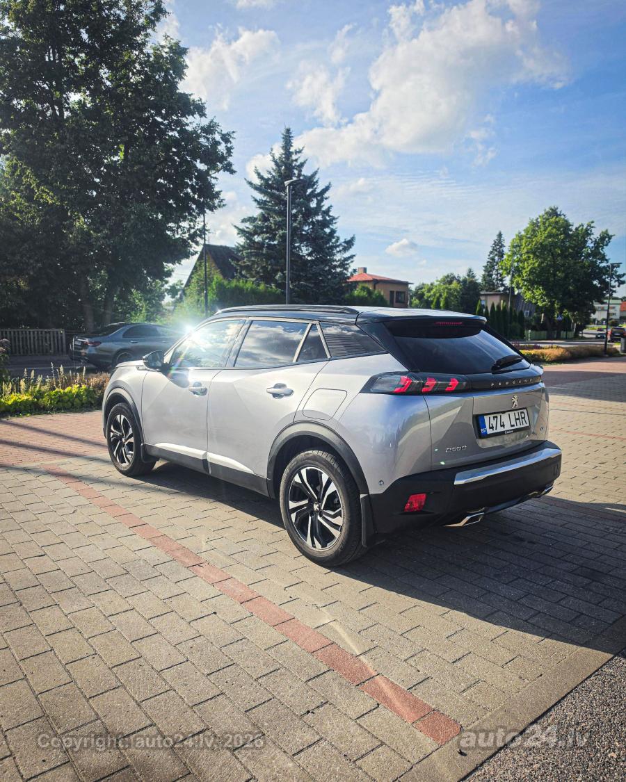 Grey Peugeot 2008 2022 in Tallinn, with an engine capacity of 1.20 L and mileage of 57 thousand km for 19900 €, photo 3 on AUTOMOTO.COM.LV