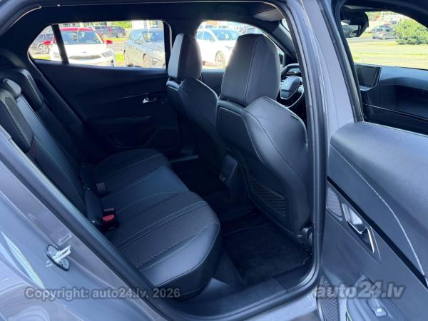 Grey Peugeot 2008 2024 in Tallinn, with an engine capacity of 1.20 L and mileage of 13 thousand km for 23900 €, photo 5 on AUTOMOTO.COM.LV