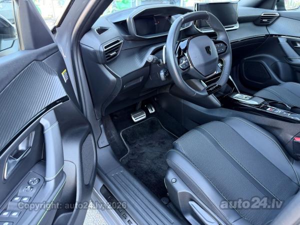 Grey Peugeot 2008 2024 in Tallinn, with an engine capacity of 1.20 L and mileage of 13 thousand km for 23900 €, photo 7 on AUTOMOTO.COM.LV