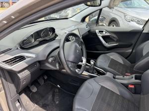 Pelēks Peugeot 2008 2014 Tauragė, ar dzinēja tilpumu 1.60 L un nobraukumu 175 tūkst. km par 4300 €, foto 14 vietnē AUTOMOTO.COM.LV