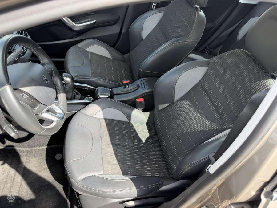 Pelēks Peugeot 2008 2014 Viļņa, ar dzinēja tilpumu 1.60 L un nobraukumu 174 tūkst. km par 4200 €, foto 14 vietnē AUTOMOTO.COM.LV