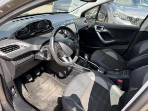 Pelēks Peugeot 2008 2014 Viļņa, ar dzinēja tilpumu 1.60 L un nobraukumu 174 tūkst. km par 4200 €, foto 17 vietnē AUTOMOTO.COM.LV