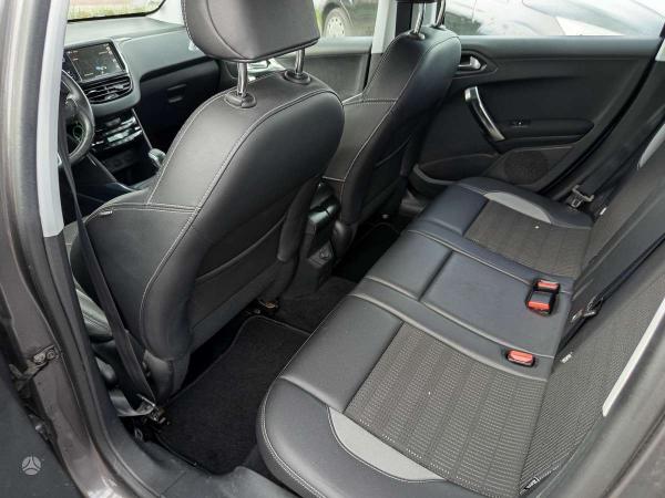 Pelēks Peugeot 2008 2014 Tauragė, ar dzinēja tilpumu 1.60 L un nobraukumu 101 tūkst. km par 3600 €, foto 8 vietnē AUTOMOTO.COM.LV