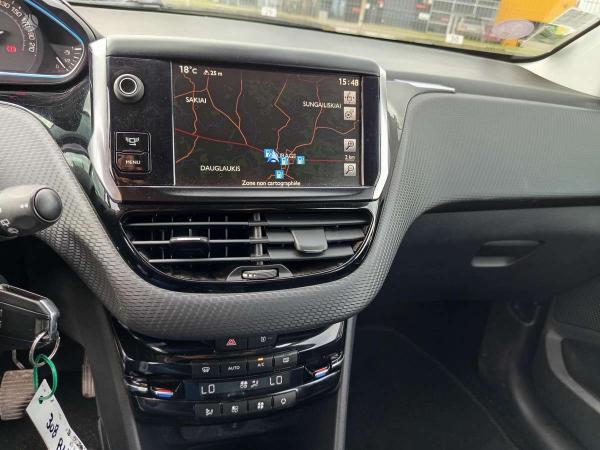 Pelēks Peugeot 2008 2014 Tauragė, ar dzinēja tilpumu 1.60 L un nobraukumu 101 tūkst. km par 3600 €, foto 11 vietnē AUTOMOTO.COM.LV