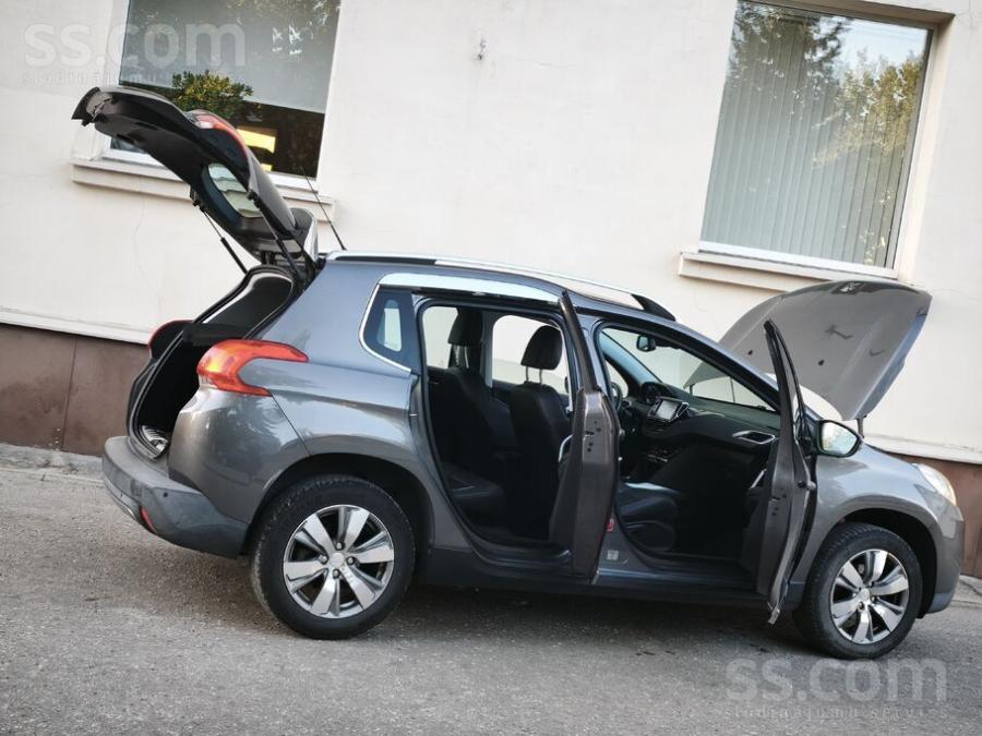 Grey Peugeot 2008 2014 in Jelgava, with an engine capacity of 1.20 L and mileage of 0 thousand km for 4990 €, photo 11 on AUTOMOTO.COM.LV
