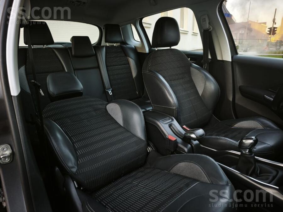 Grey Peugeot 2008 2014 in Jelgava, with an engine capacity of 1.20 L and mileage of 0 thousand km for 4990 €, photo 14 on AUTOMOTO.COM.LV