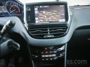 Grey Peugeot 2008 2014 in Jelgava, with an engine capacity of 1.20 L and mileage of 0 thousand km for 4990 €, photo 21 on AUTOMOTO.COM.LV