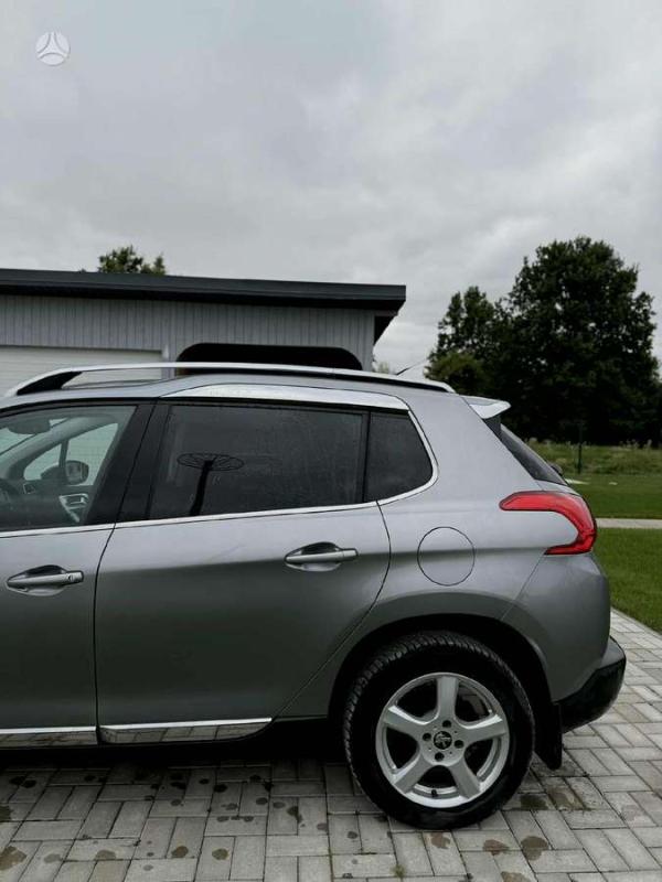 Grey Peugeot 2008 2015 in Sakiai, with an engine capacity of 1.60 L and mileage of 158 thousand km for 6200 €, photo 4 on AUTOMOTO.COM.LV