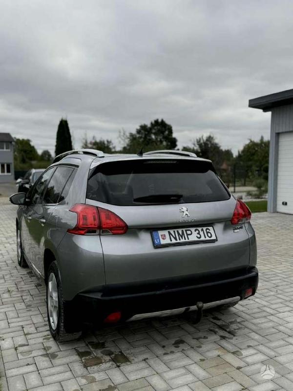 Grey Peugeot 2008 2015 in Sakiai, with an engine capacity of 1.60 L and mileage of 158 thousand km for 6200 €, photo 6 on AUTOMOTO.COM.LV