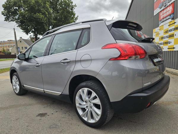Pelēks Peugeot 2008 2015 Šauļi, ar dzinēja tilpumu 1.60 L un nobraukumu 267 tūkst. km par 5950 €, foto 5 vietnē AUTOMOTO.COM.LV