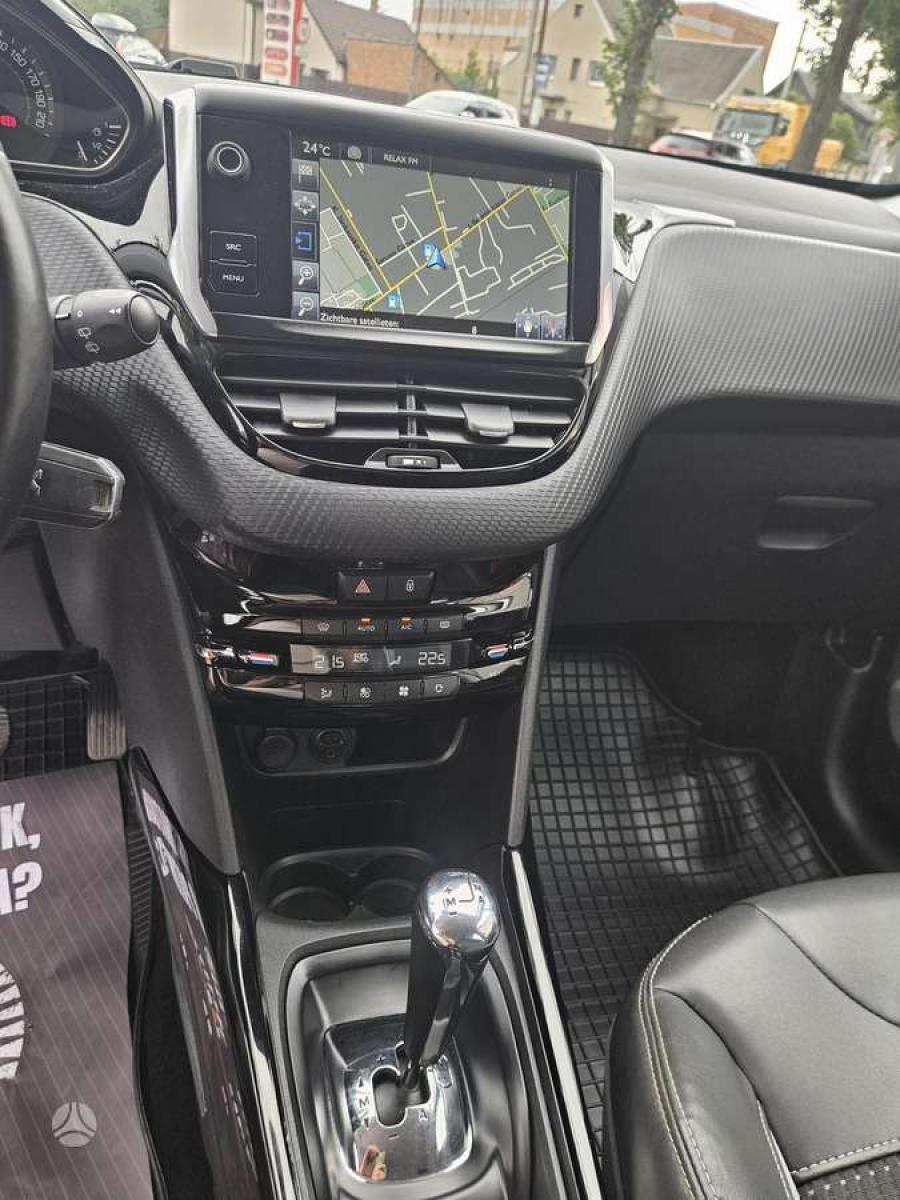 Grey Peugeot 2008 2015 in Siauliai, with an engine capacity of 1.60 L and mileage of 267 thousand km for 5950 €, photo 21 on AUTOMOTO.COM.LV