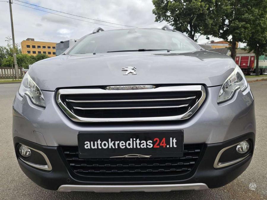 Grey Peugeot 2008 2015 in Siauliai, with an engine capacity of 1.60 L and mileage of 267 thousand km for 5950 €, photo 3 on AUTOMOTO.COM.LV
