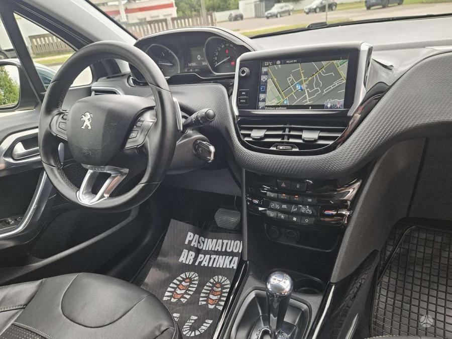 Grey Peugeot 2008 2015 in Siauliai, with an engine capacity of 1.60 L and mileage of 267 thousand km for 5950 €, photo 14 on AUTOMOTO.COM.LV