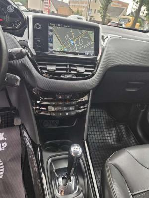 Grey Peugeot 2008 2015 in Siauliai, with an engine capacity of 1.60 L and mileage of 267 thousand km for 5950 €, photo 21 on AUTOMOTO.COM.LV