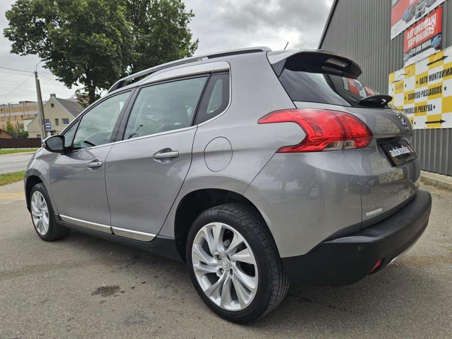 Grey Peugeot 2008 2015 in Siauliai, with an engine capacity of 1.60 L and mileage of 267 thousand km for 5750 €, photo 8 on AUTOMOTO.COM.LV