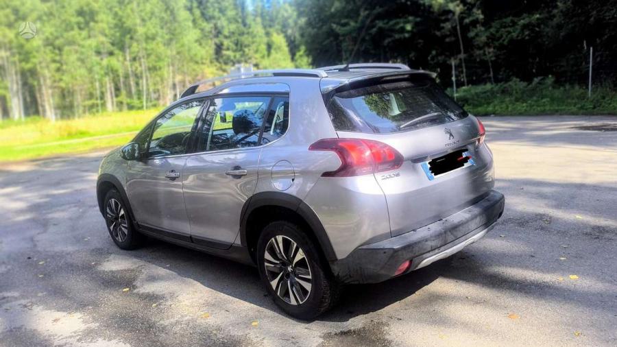 Pelēks Peugeot 2008 2018 Tauragė, ar dzinēja tilpumu 1.20 L un nobraukumu 176 tūkst. km par 5900 €, foto 5 vietnē AUTOMOTO.COM.LV