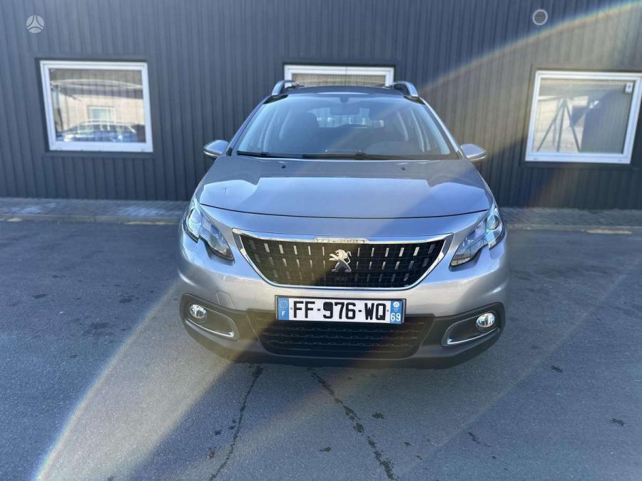 Pelēks Peugeot 2008 2019 Tauragė, ar dzinēja tilpumu 1.50 L un nobraukumu 170 tūkst. km par 6100 €, foto 3 vietnē AUTOMOTO.COM.LV