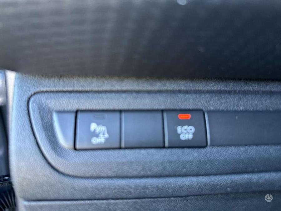 Pelēks Peugeot 2008 2019 Tauragė, ar dzinēja tilpumu 1.50 L un nobraukumu 170 tūkst. km par 6100 €, foto 12 vietnē AUTOMOTO.COM.LV