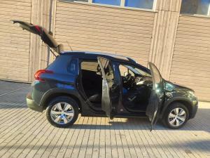 Grey Peugeot 2008 2019 in Jelgava, with an engine capacity of 1.20 L and mileage of 70 thousand km for 8990 €, photo 11 on AUTOMOTO.COM.LV