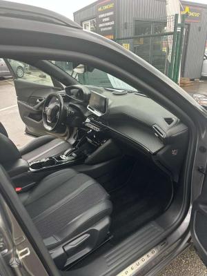 Pelēks Peugeot 2008 2020 Klaipėda, ar dzinēja tilpumu 1.50 L un nobraukumu 213 tūkst. km par 12999 €, foto 19 vietnē AUTOMOTO.COM.LV