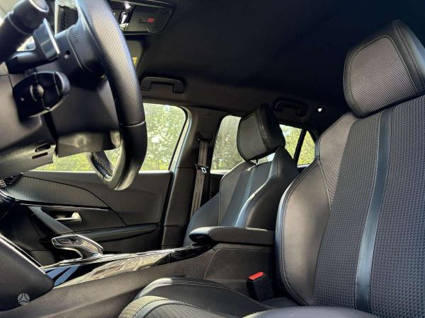 Grey Peugeot 2008 2021 in Vilnius, with an engine capacity of 1.50 L and mileage of 81 thousand km for 9900 €, photo 11 on AUTOMOTO.COM.LV