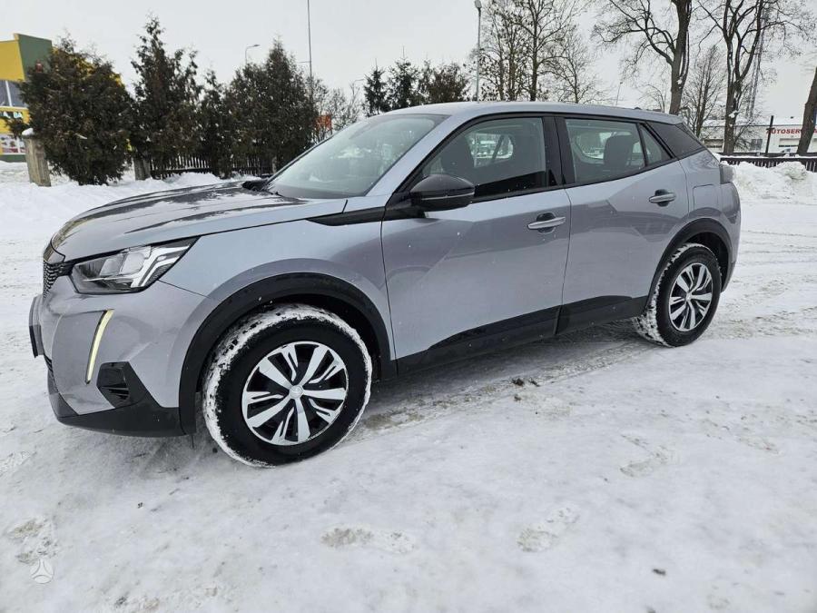Grey Peugeot 2008 2022 in Taurage, with an engine capacity of 1.50 L and mileage of 167 thousand km for 8800 €, photo 1 on AUTOMOTO.COM.LV