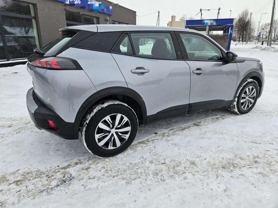 Grey Peugeot 2008 2022 in Taurage, with an engine capacity of 1.50 L and mileage of 167 thousand km for 8800 €, photo 4 on AUTOMOTO.COM.LV