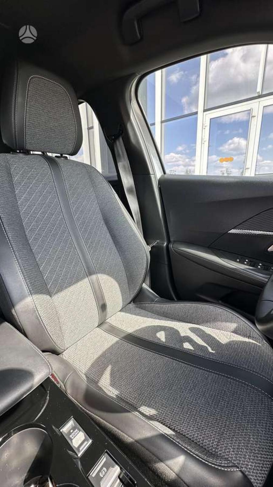 Pelēks Peugeot 2008 2023 Viļņa, ar dzinēja tilpumu 1.20 L un nobraukumu 170 tūkst. km par 13189 €, foto 20 vietnē AUTOMOTO.COM.LV