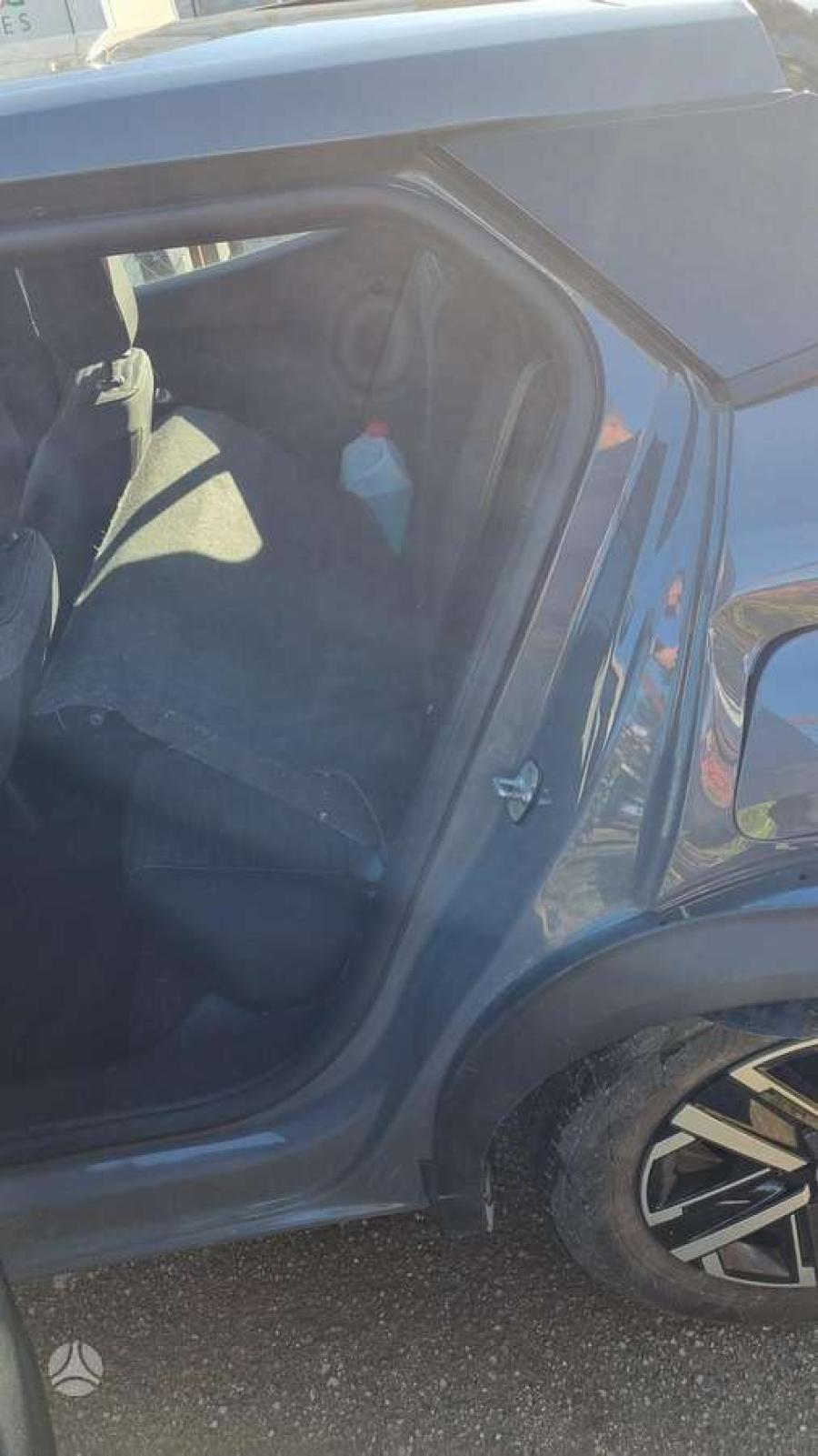 Pelēks Peugeot 2008 2023 Šauļi, ar dzinēja tilpumu 1.20 L un nobraukumu 42 tūkst. km par 8800 €, foto 15 vietnē AUTOMOTO.COM.LV