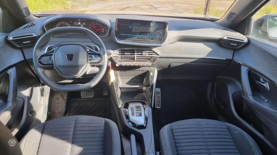Pelēks Peugeot 2008 2023 Šauļi, ar dzinēja tilpumu 1.20 L un nobraukumu 42 tūkst. km par 8800 €, foto 20 vietnē AUTOMOTO.COM.LV