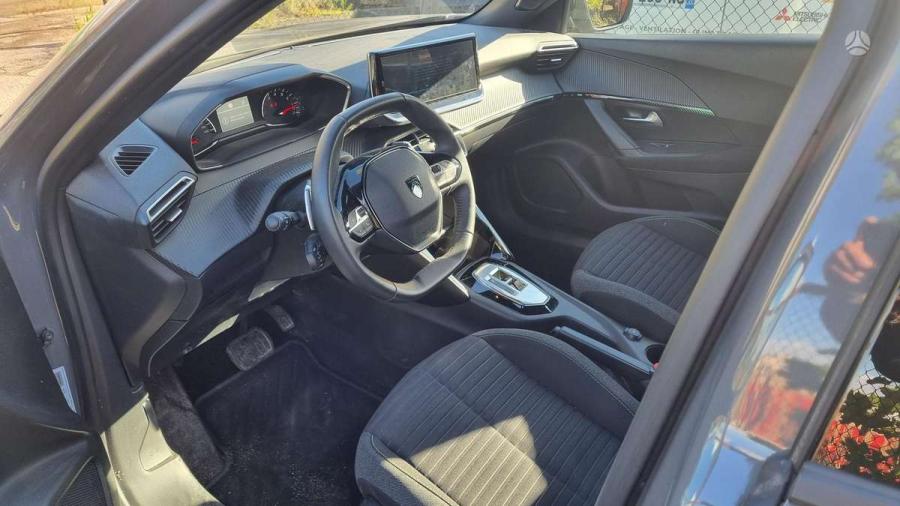 Pelēks Peugeot 2008 2023 Šauļi, ar dzinēja tilpumu 1.20 L un nobraukumu 42 tūkst. km par 8800 €, foto 21 vietnē AUTOMOTO.COM.LV