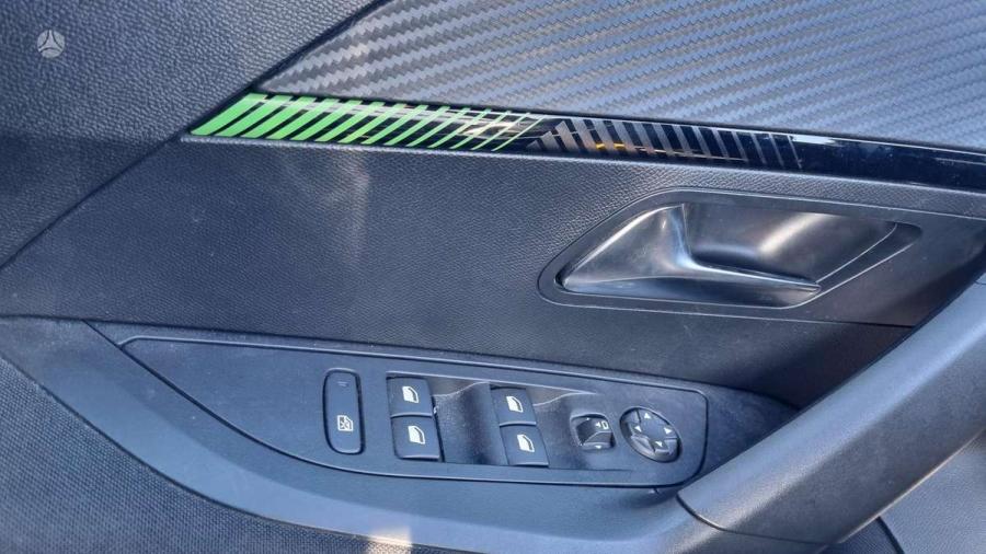 Pelēks Peugeot 2008 2023 Šauļi, ar dzinēja tilpumu 1.20 L un nobraukumu 42 tūkst. km par 8800 €, foto 27 vietnē AUTOMOTO.COM.LV