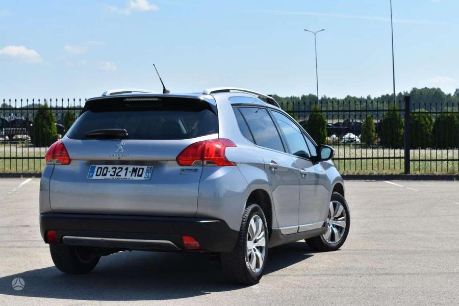Pelēks Peugeot 2008 2015 Tauragė, ar dzinēja tilpumu 1.20 L un nobraukumu 140 tūkst. km par 4900 €, foto 6 vietnē AUTOMOTO.COM.LV