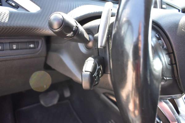 Pelēks Peugeot 2008 2015 Tauragė, ar dzinēja tilpumu 1.20 L un nobraukumu 140 tūkst. km par 4900 €, foto 8 vietnē AUTOMOTO.COM.LV