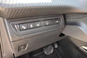 Pelēks Peugeot 2008 2015 Tauragė, ar dzinēja tilpumu 1.20 L un nobraukumu 140 tūkst. km par 4900 €, foto 10 vietnē AUTOMOTO.COM.LV