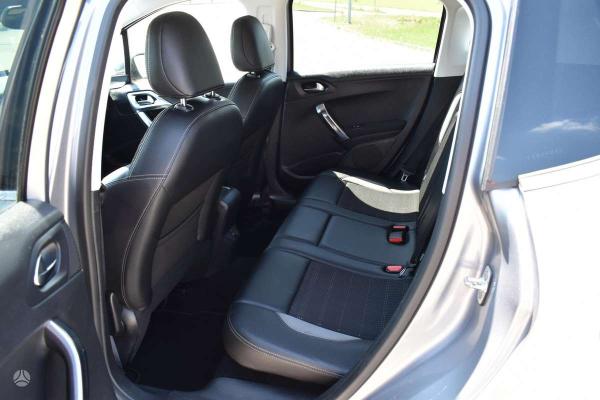 Pelēks Peugeot 2008 2015 Tauragė, ar dzinēja tilpumu 1.20 L un nobraukumu 140 tūkst. km par 4900 €, foto 10 vietnē AUTOMOTO.COM.LV
