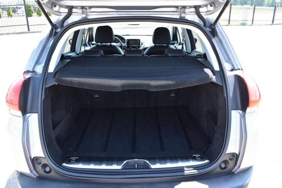 Pelēks Peugeot 2008 2015 Tauragė, ar dzinēja tilpumu 1.20 L un nobraukumu 140 tūkst. km par 4900 €, foto 12 vietnē AUTOMOTO.COM.LV