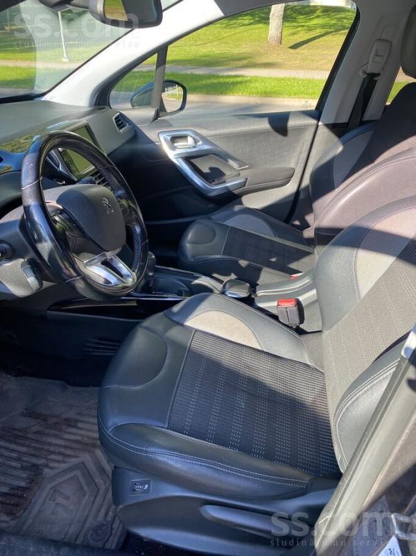 Pelēks Peugeot 2008 2017 Limbaži, ar dzinēja tilpumu 1.20 L un nobraukumu 132 tūkst. km par 8900 €, foto 11 vietnē AUTOMOTO.COM.LV