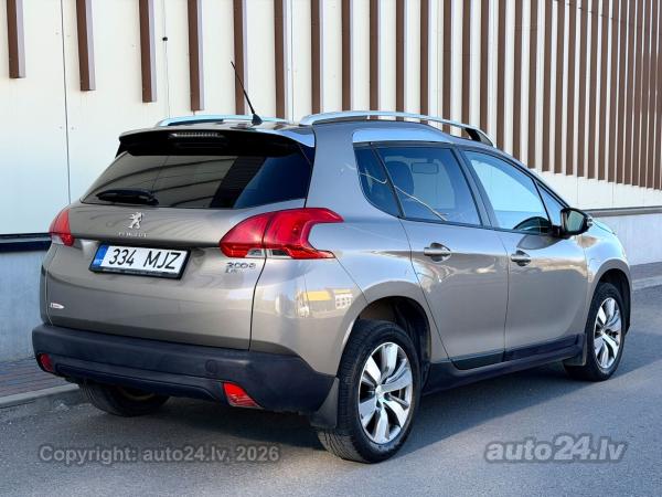 Grey Peugeot 2008 2014 in Tallinn, with an engine capacity of 1.20 L and mileage of 110 thousand km for 4995 €, photo 2 on AUTOMOTO.COM.LV